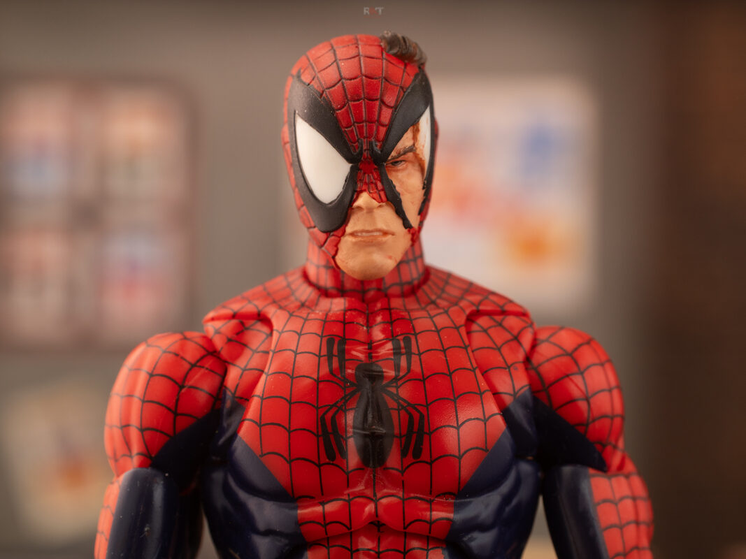 Custom-Head-Sculpt-Spider-Man-Mcfarlane-Injured | RXTProject